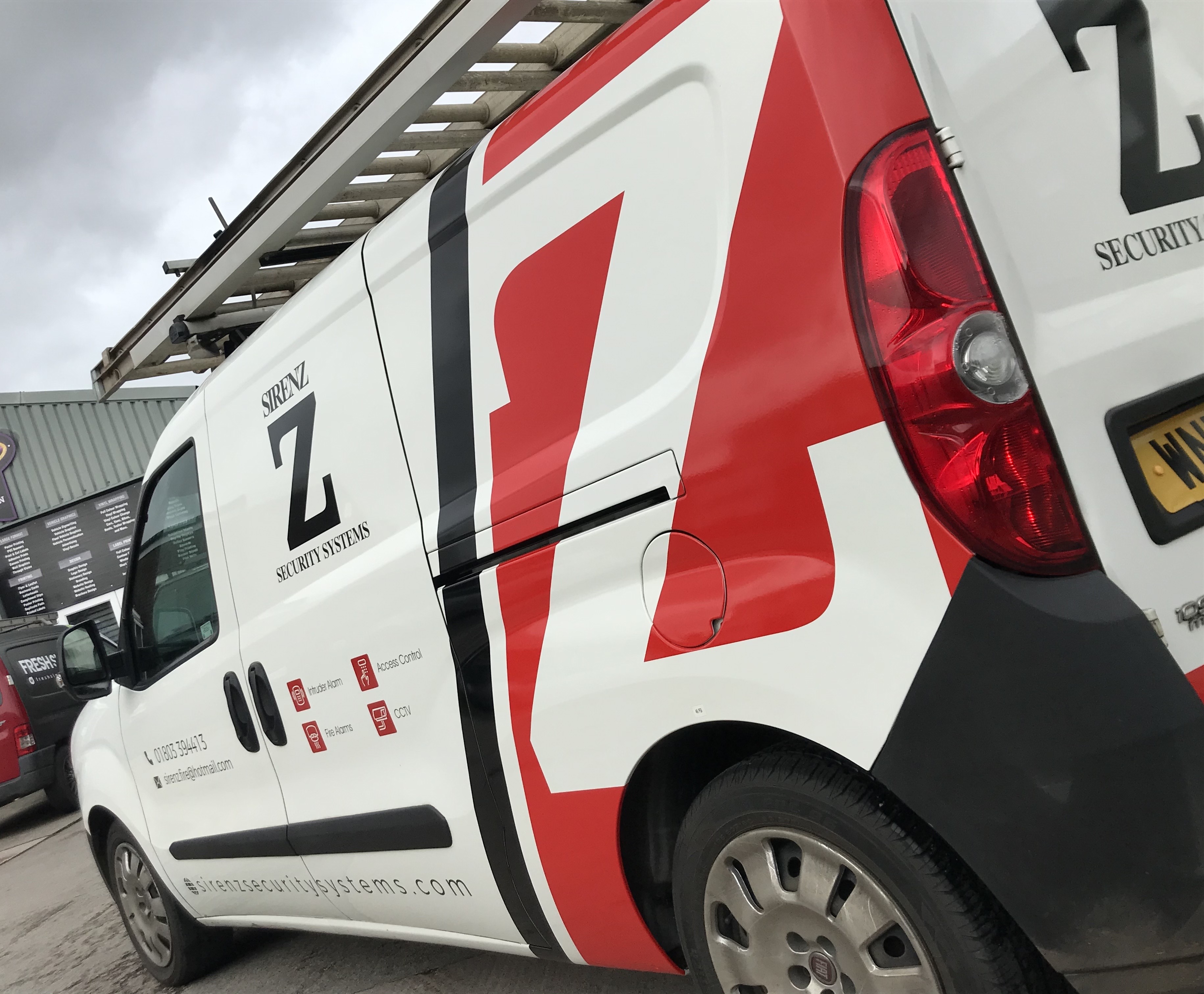 Devon Sign Makers - Shop Signs | Vehicle Graphics | Web Design
